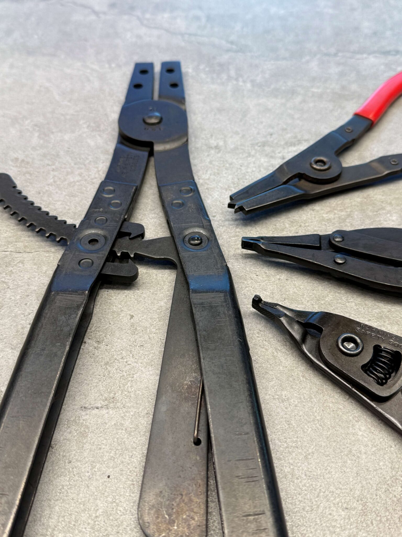 Retaining Ring Pliers | Arcon Ring